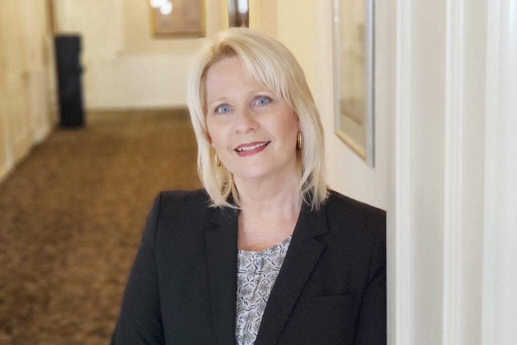 Meet Kelly – Snodgrass Funeral Home